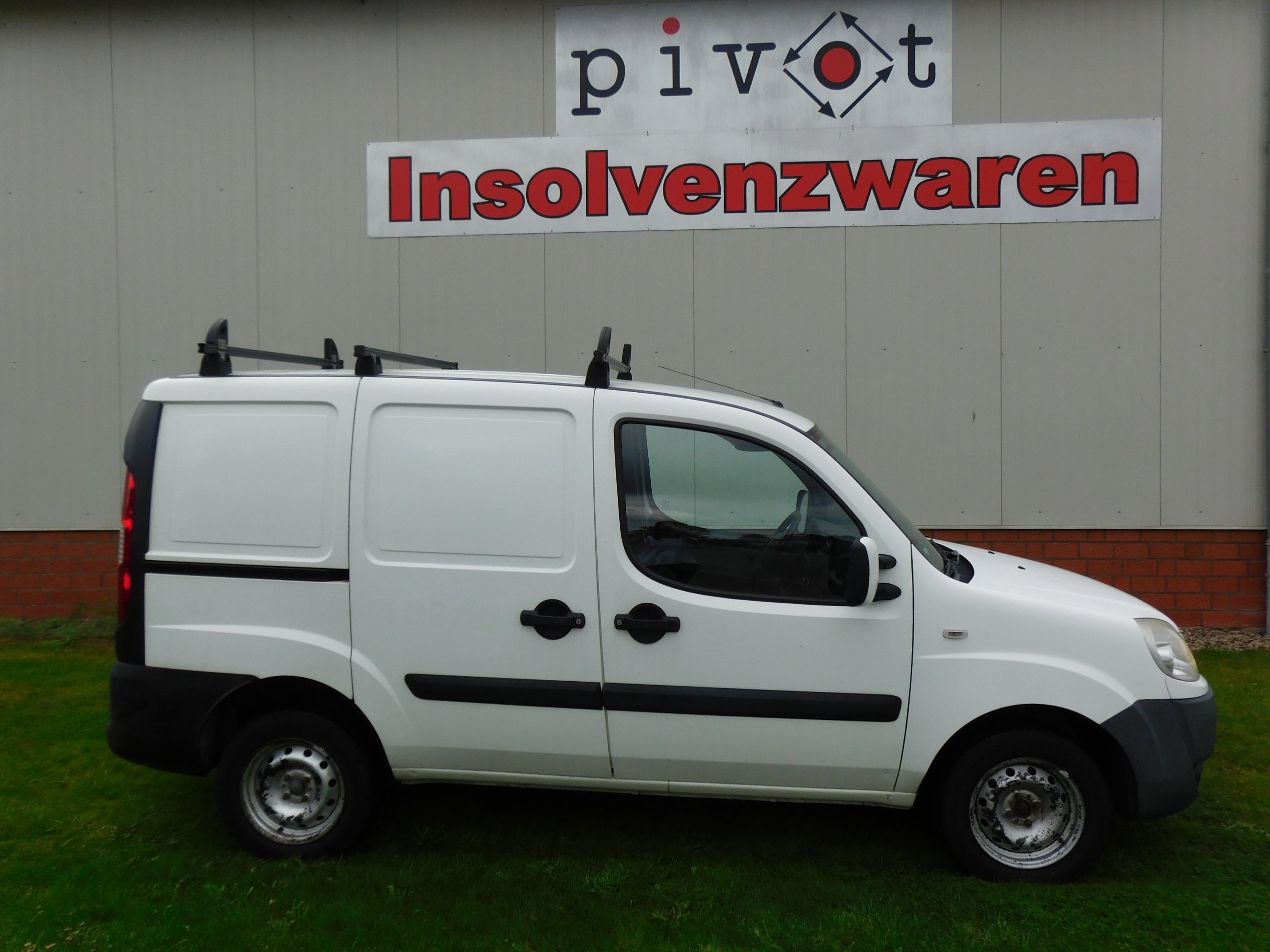 Fiat Doblo Cargo 1.3 JTD Transporter/Kastenwagen SX, FIN ...